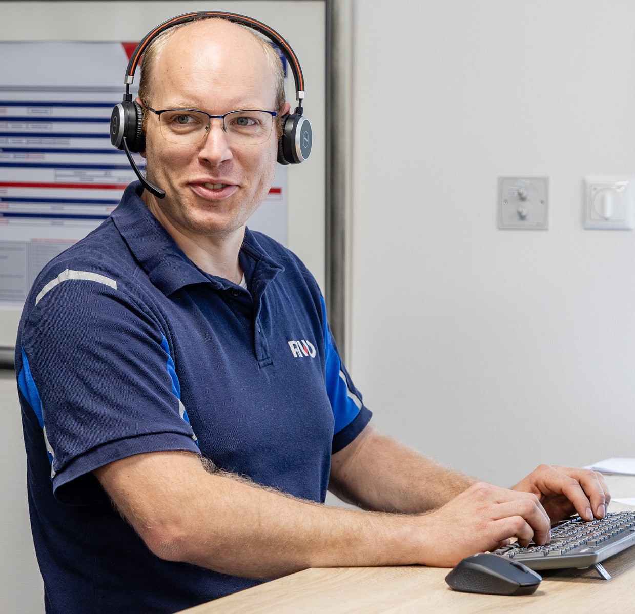 Service | RIWO | Specialist in industriële automatisering, mobiele ...